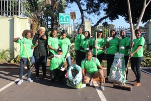 DUT’s School of Horticulture cleans- up Steve Biko Campus for Youth Day