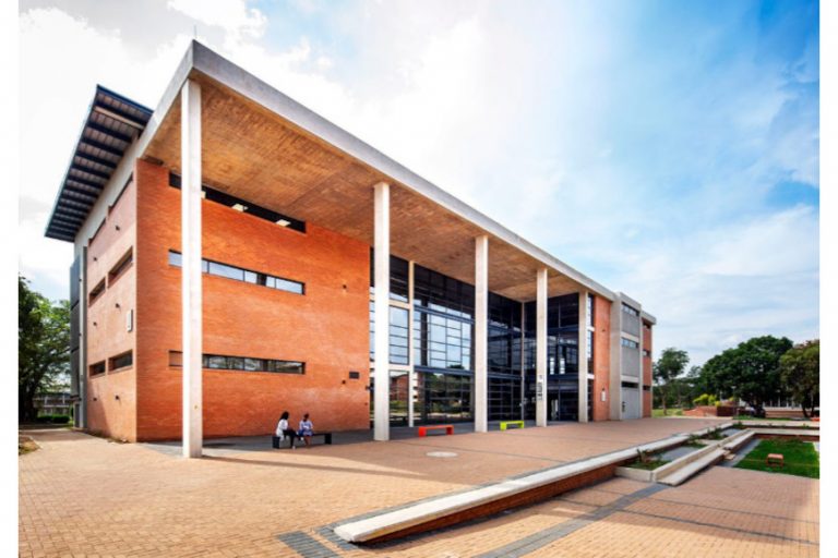 DUT LIBRARY THE FIRST TO IMPLEMENT FOLIO IN AFRICA