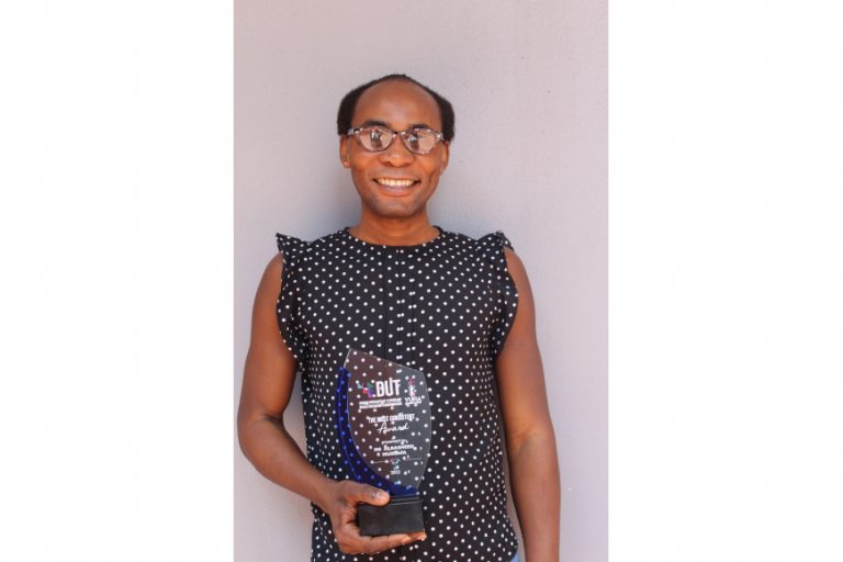 MUSTAFA CLINCHES ‘MOST CONSISTENT STUDENT AWARD’ AT THE VUNA LEADERSHIP ...