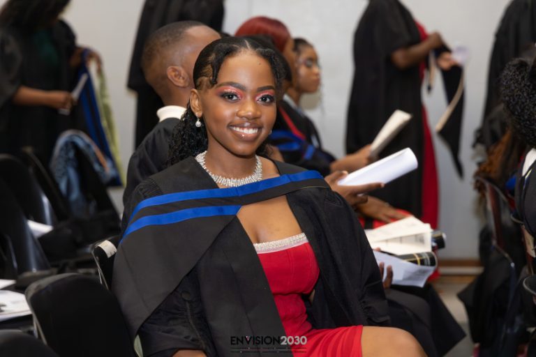MBASOLA OBTAINS 23 DISTINCTIONS AND GRADUATES CUM LAUDE FOR ICT