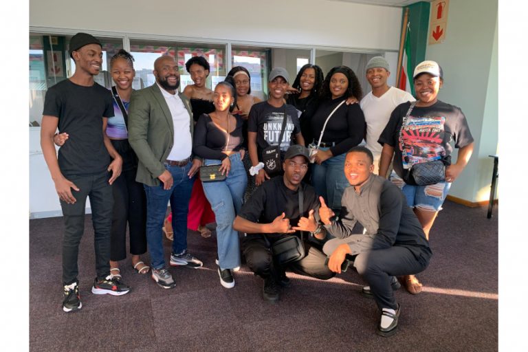 DUT LIBRARY BOOK CLUB’S YOUTH TALENT SHOW SHINES BRIGHT IN HONOUR OF ...