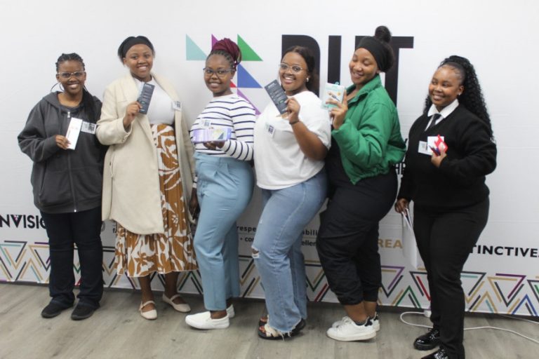 DUT LIBRARY TECH WEEK: GUIDING STUDENTS IN INNOVATION, RESEARCH, AND AI