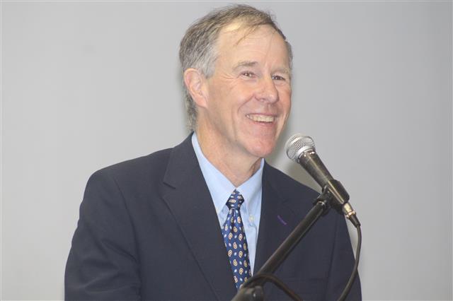 Prof Noakes Aims to End Obesity Through His Diet